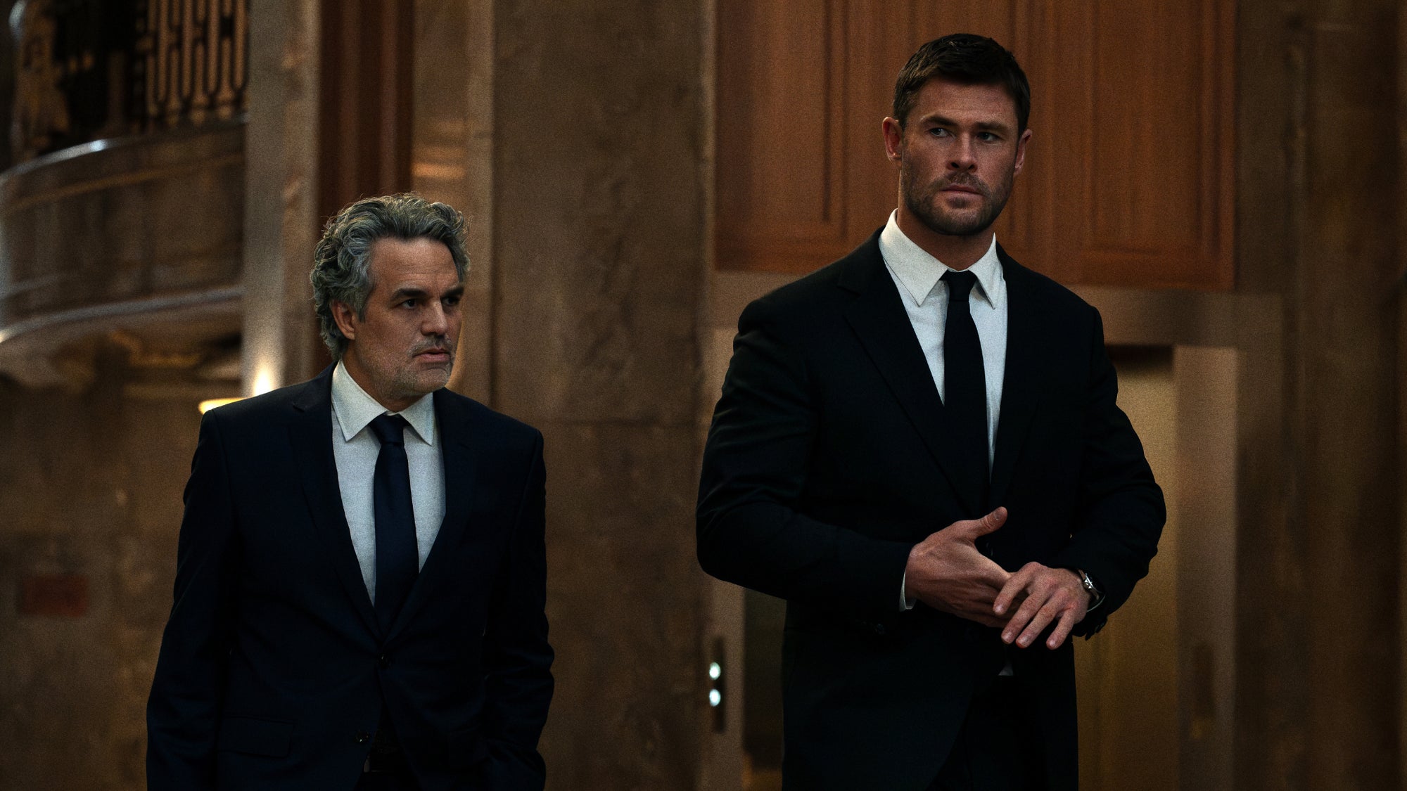 "Crime 101" sur Prime Video : Chris Hemsworth, Monica Barbaro, Mark ...